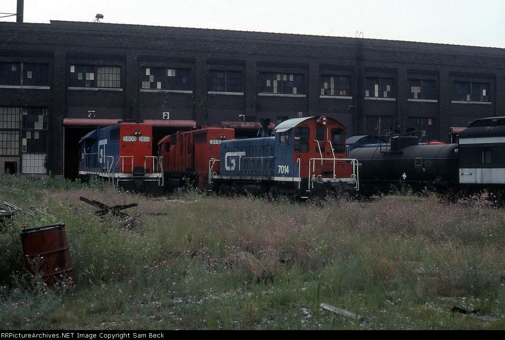 GTW 5809, 7014, and DT&I 210